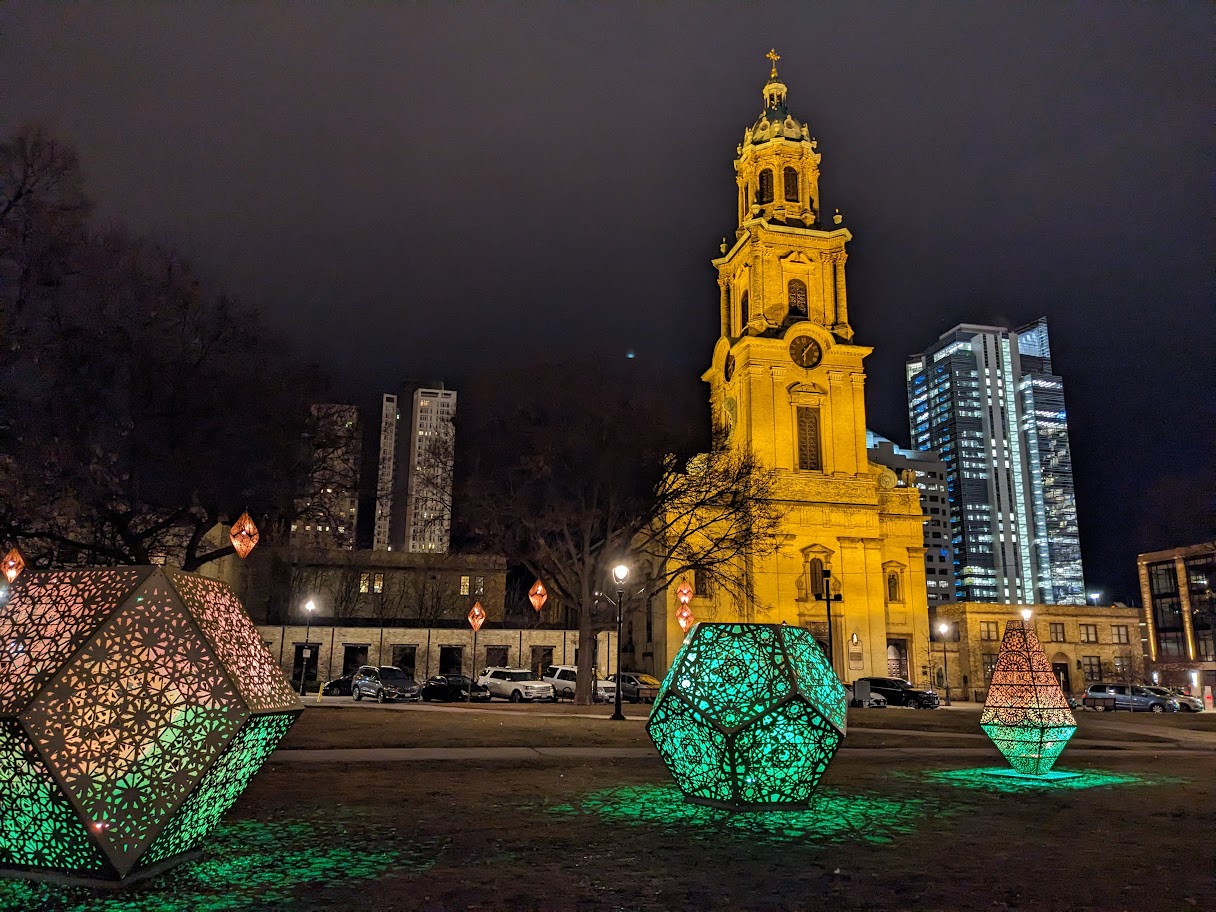 GO, SEE, EXPLORE: LIGHTFIELD DISPLAY IN CATHEDRAL SQUARE PARK