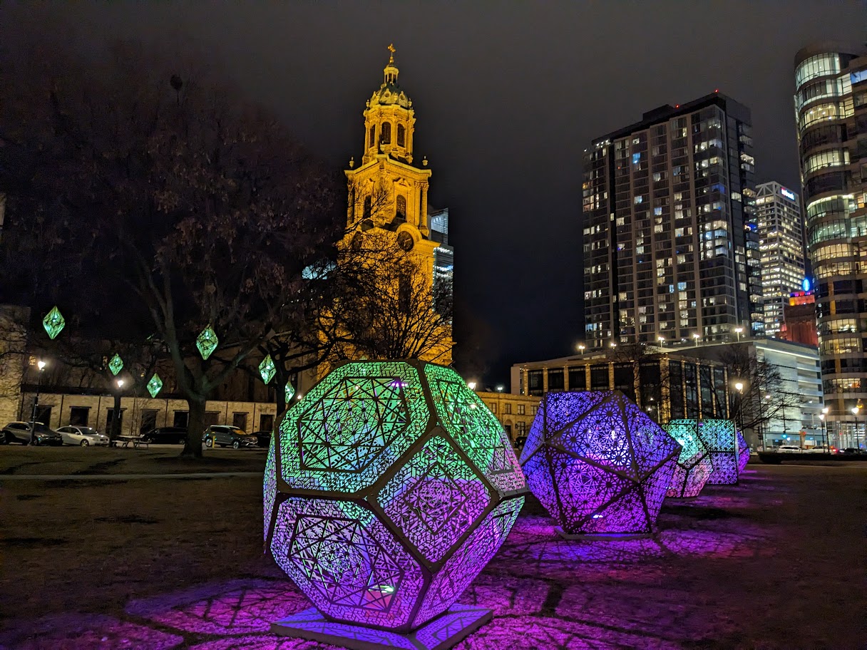 GO, SEE, EXPLORE: LIGHTFIELD DISPLAY IN CATHEDRAL SQUARE PARK