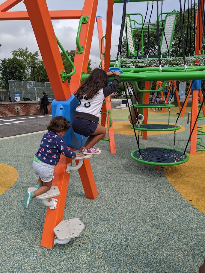 7 PLAYGROUNDS WORTH DRIVING OUT OF YOUR WAY FOR IN THE MILWAUKEE AREA
