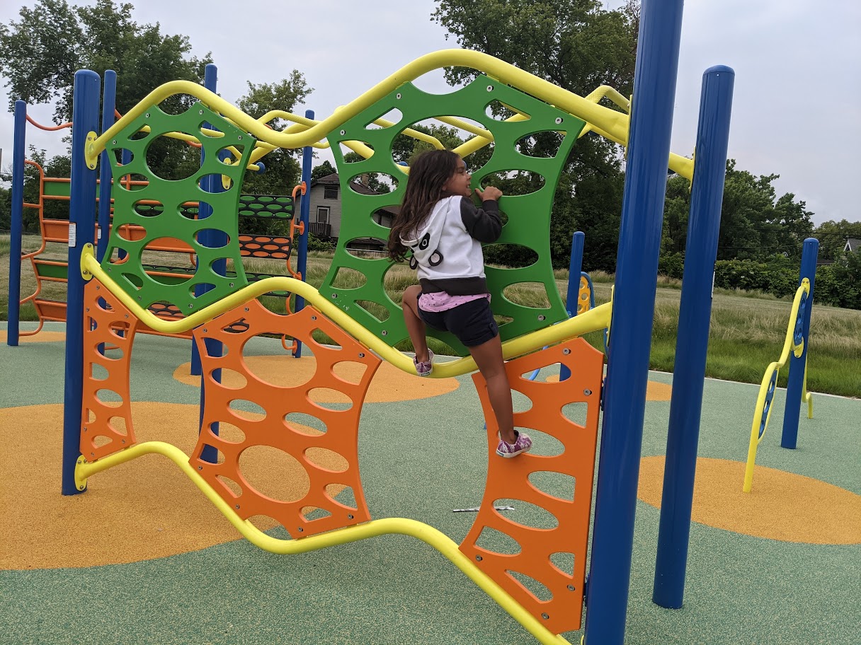7 PLAYGROUNDS WORTH DRIVING OUT OF YOUR WAY FOR IN THE MILWAUKEE AREA