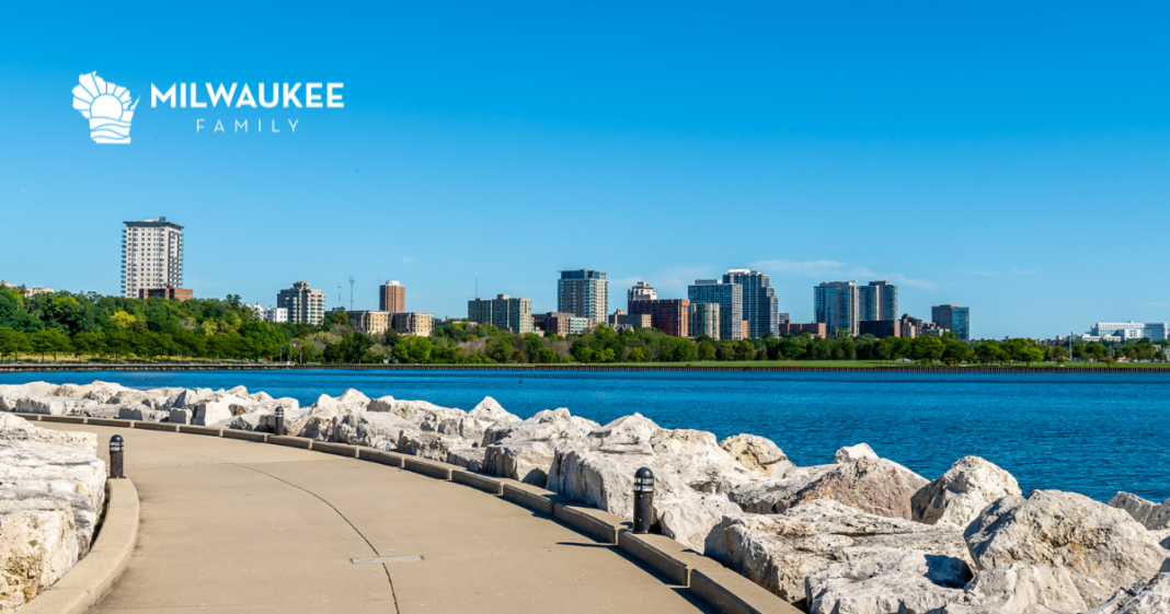 15 Fabulous Milwaukee Hiking Trails for Families